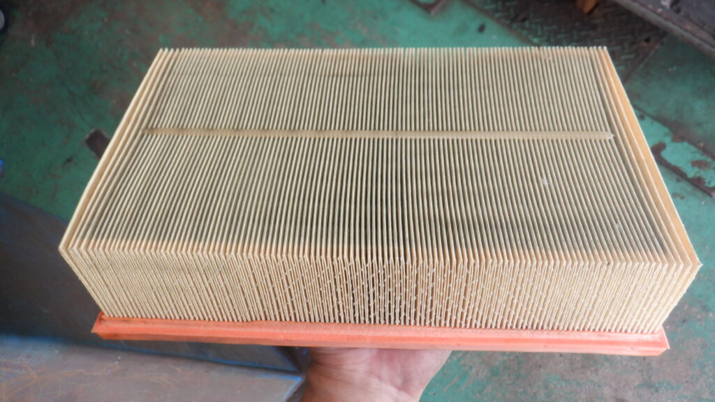 VW・アルテオン、車検整備。 – BOSCH Car Service まごころ自動車